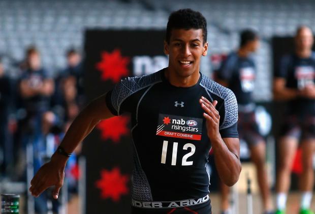 Son of a gun Archie Smith gives hoop dreams the drop punt