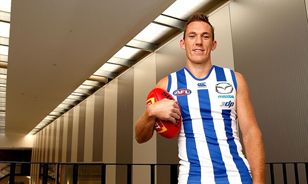 Roos to honour Petrie with special '3dp' jumper for 300th game