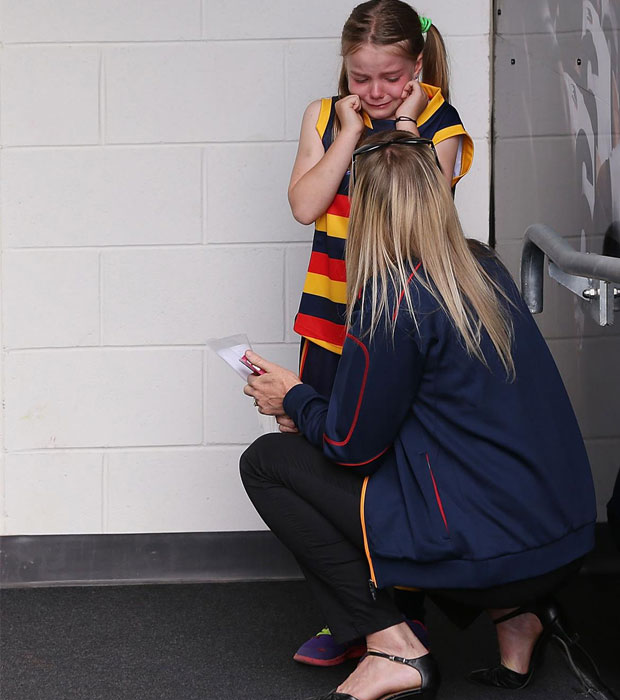 Tex's helping hand goes viral