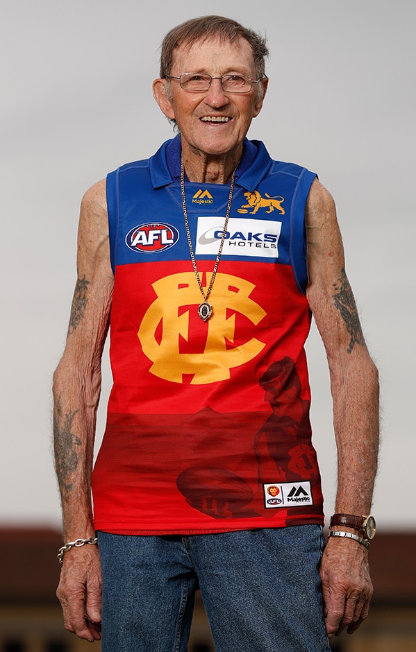 The way Fitzroy legend Kevin Murray wears his 1969 Brownlow medal is ...