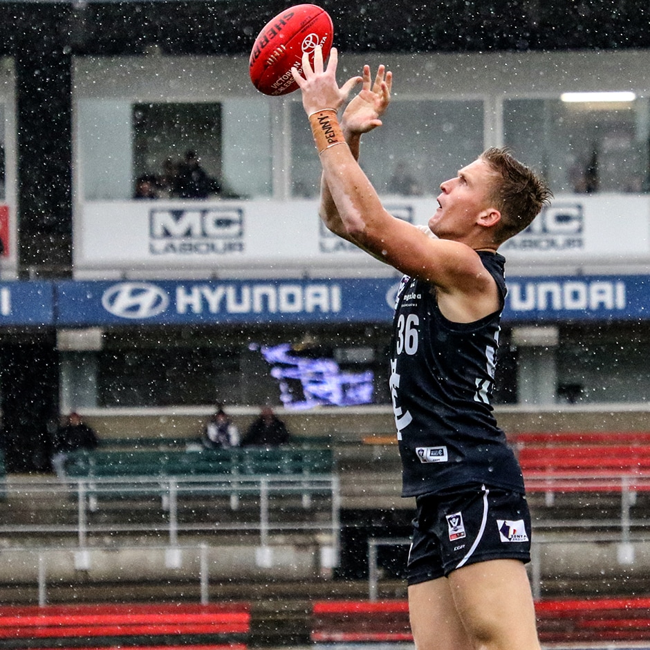 Pictures of the round