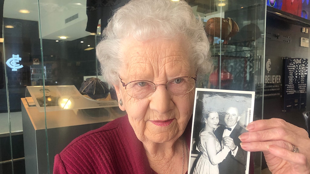 Bronwyn's heartfelt tribute to true blue Clarrie