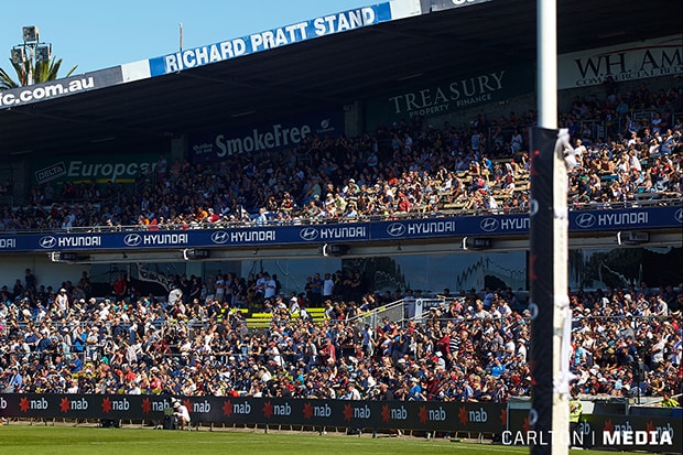 Gallery: Bluebaggers pack Ikon Park