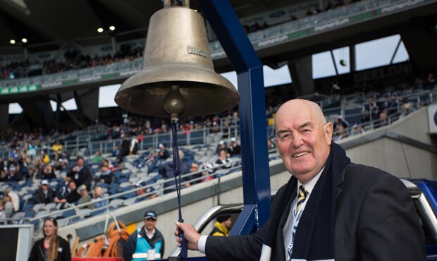 Should the iconic bell head to the MCG?