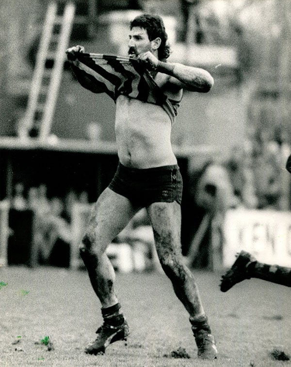 Hawks pay homage to club greats