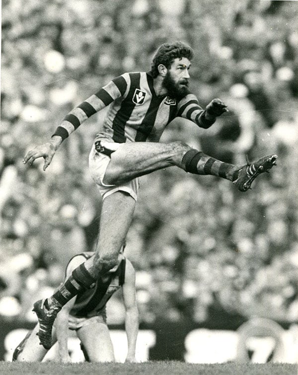 Hawks pay homage to club greats