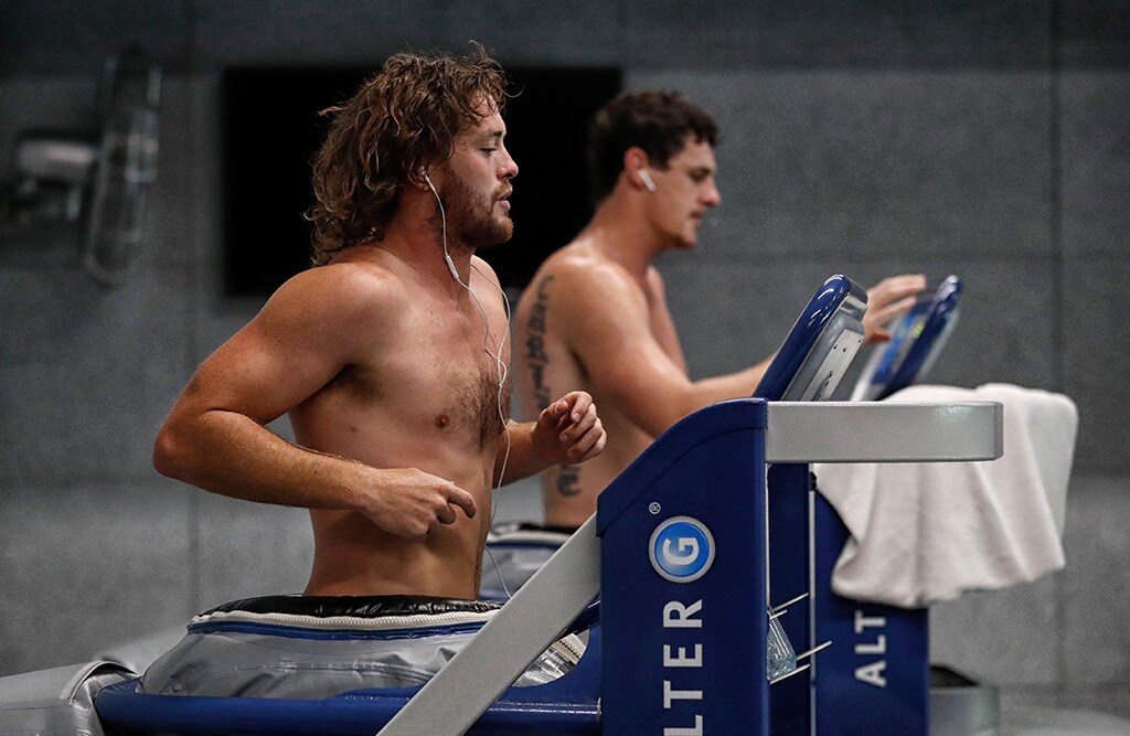 Does Steven stay or go? Saints don't know, as long as he's happy