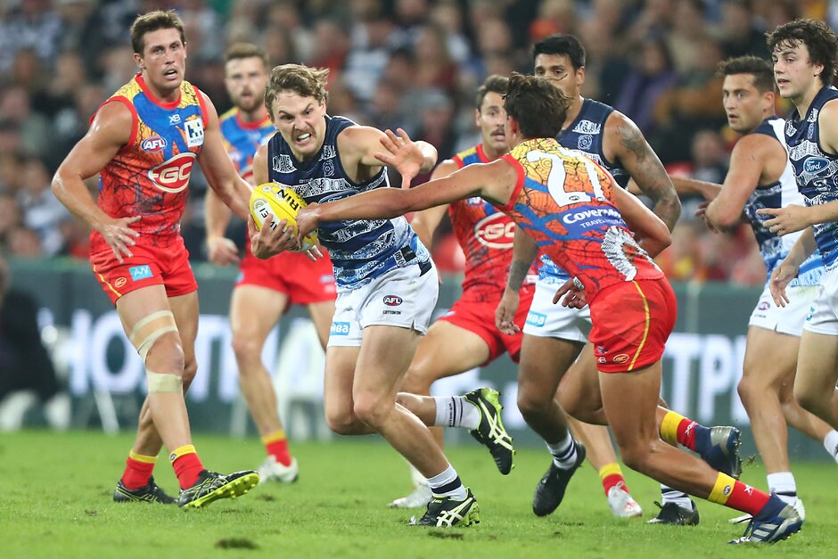 Photo Gallery - Round 10