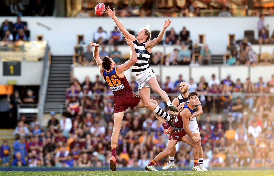 Photo Gallery - Round 22