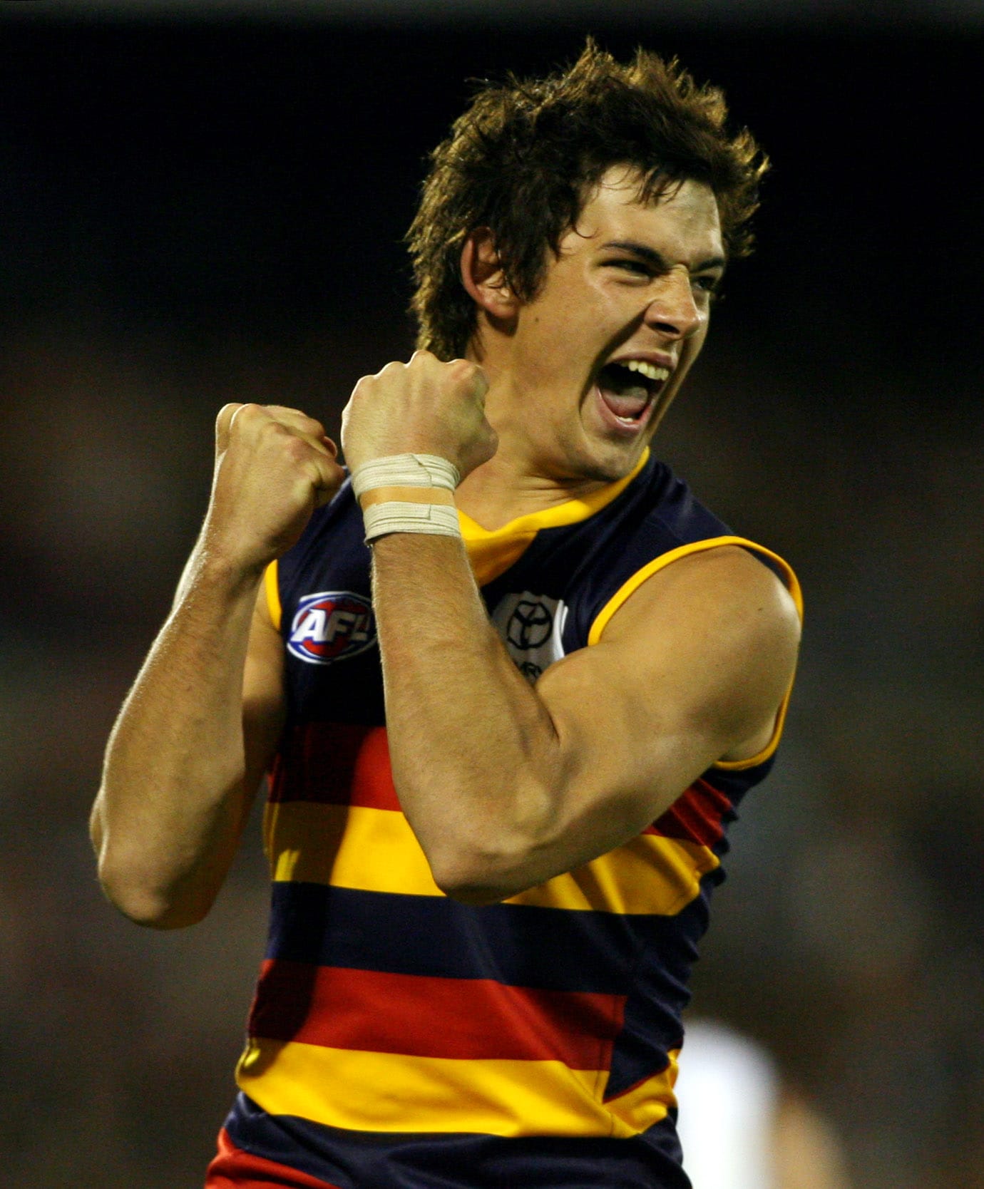 Walker Thanks Craig For Tough Love AFL au walker-thanks-craig-for-tough-love-afl-au