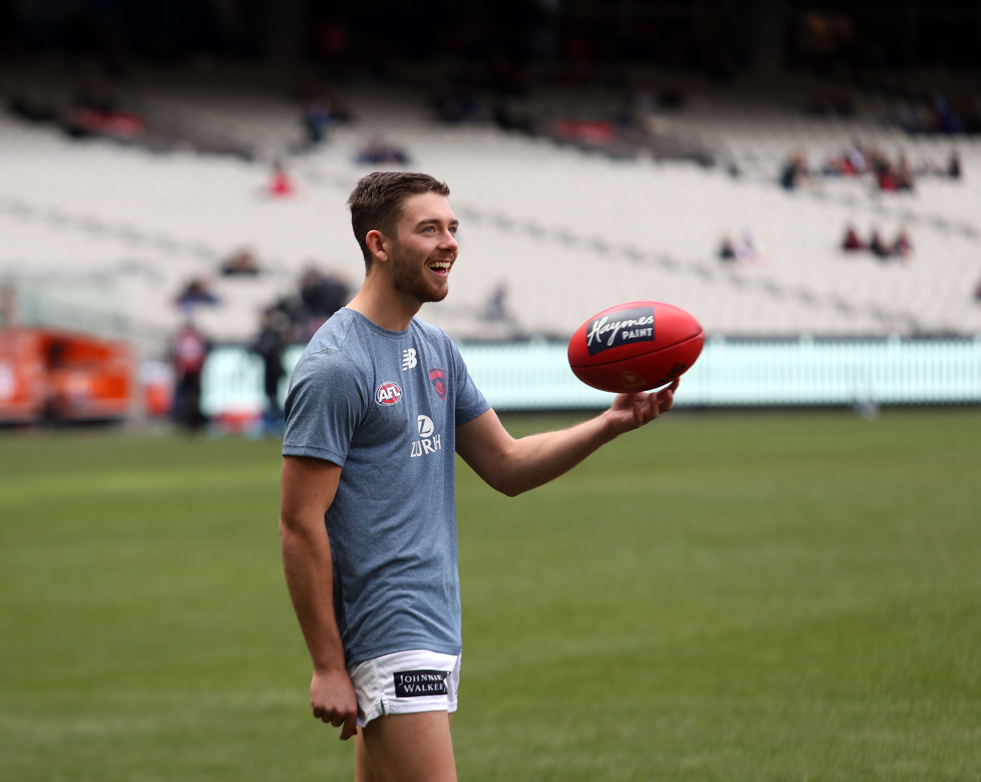 Round 16 in pictures