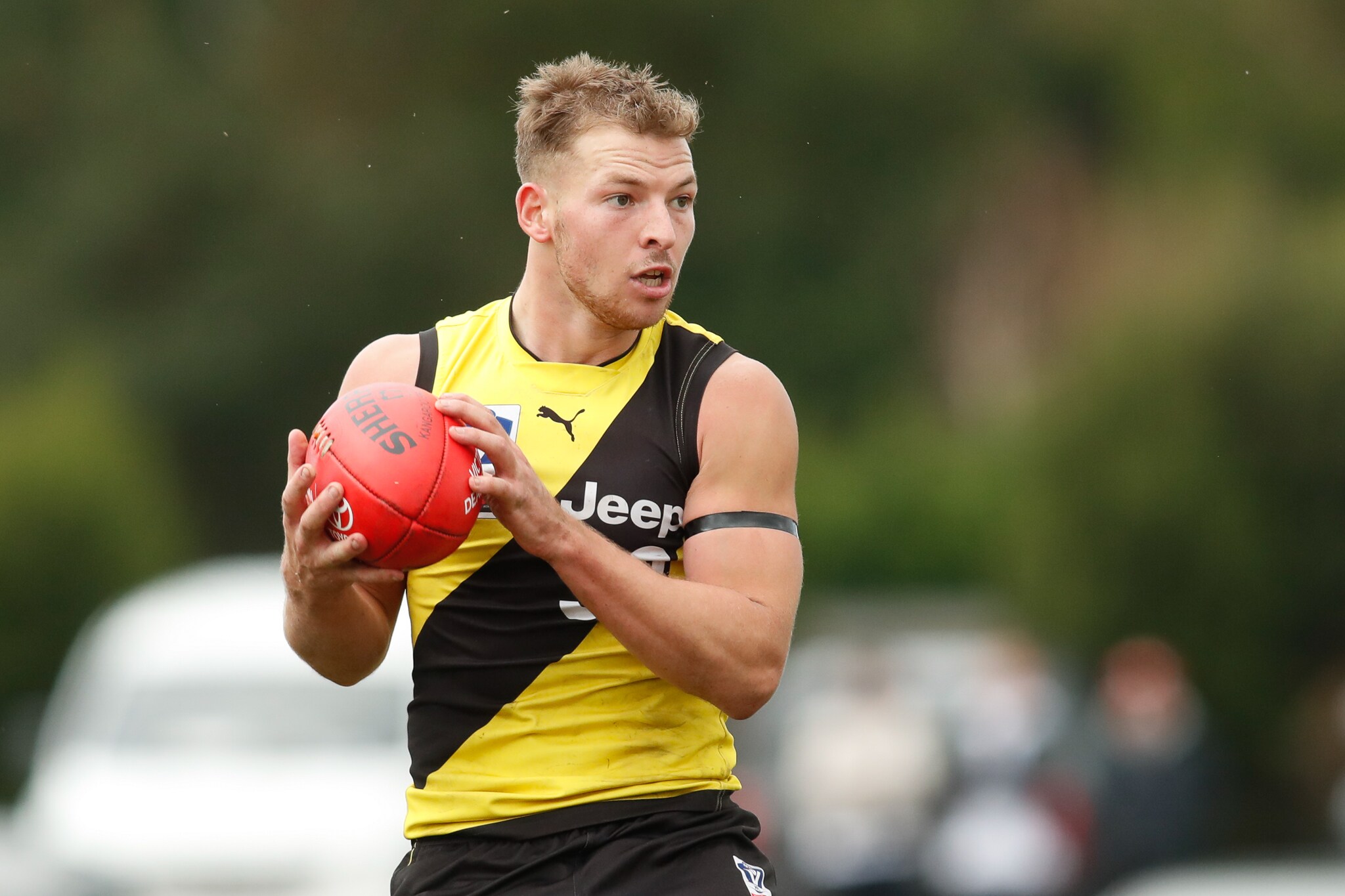 VFL Report: Round 11