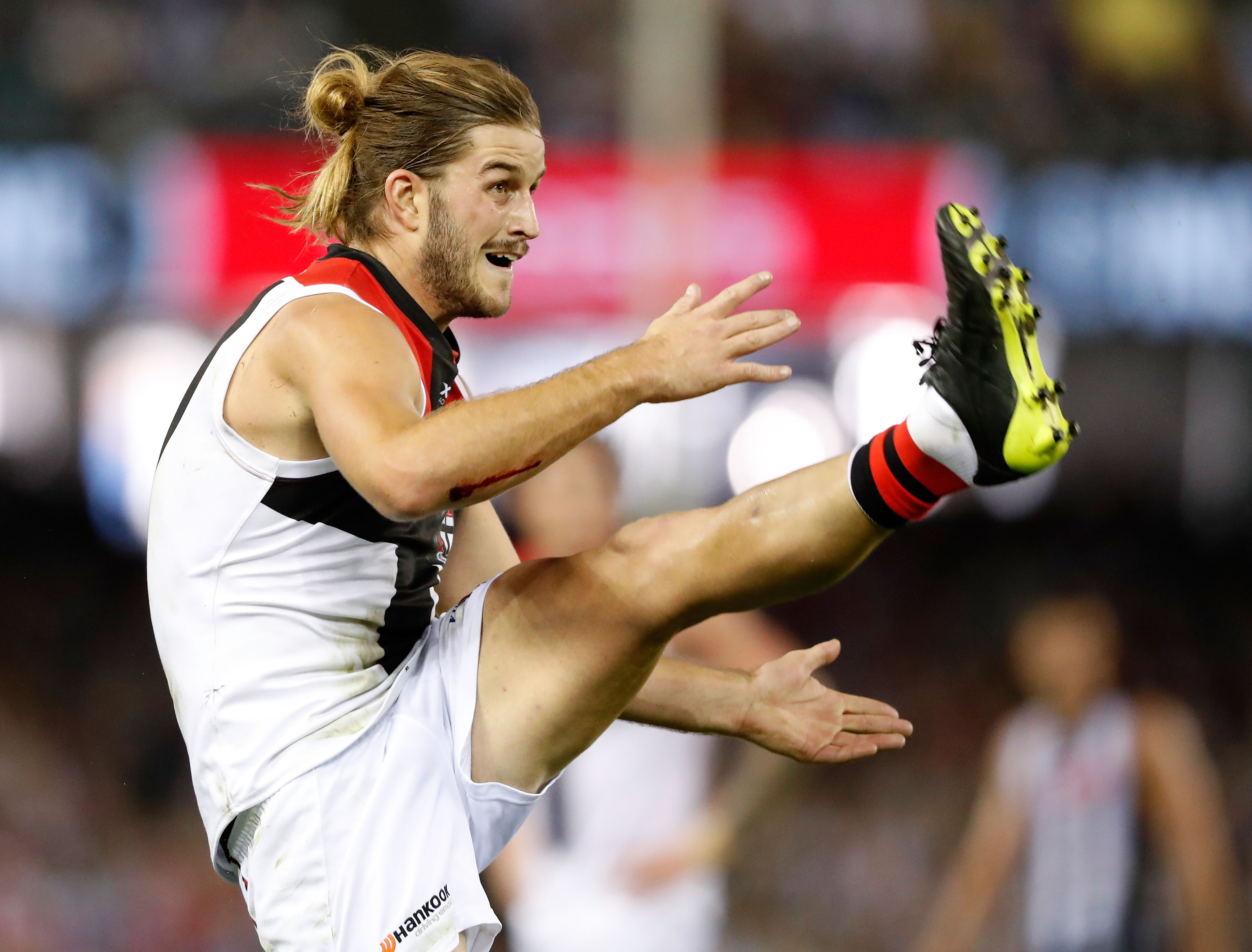 The many hairdos (or don'ts) of Josh Bruce