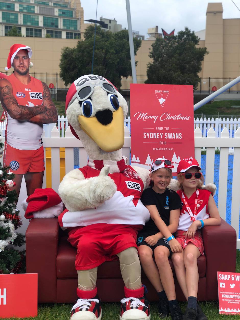Gallery: Junior Christmas Party