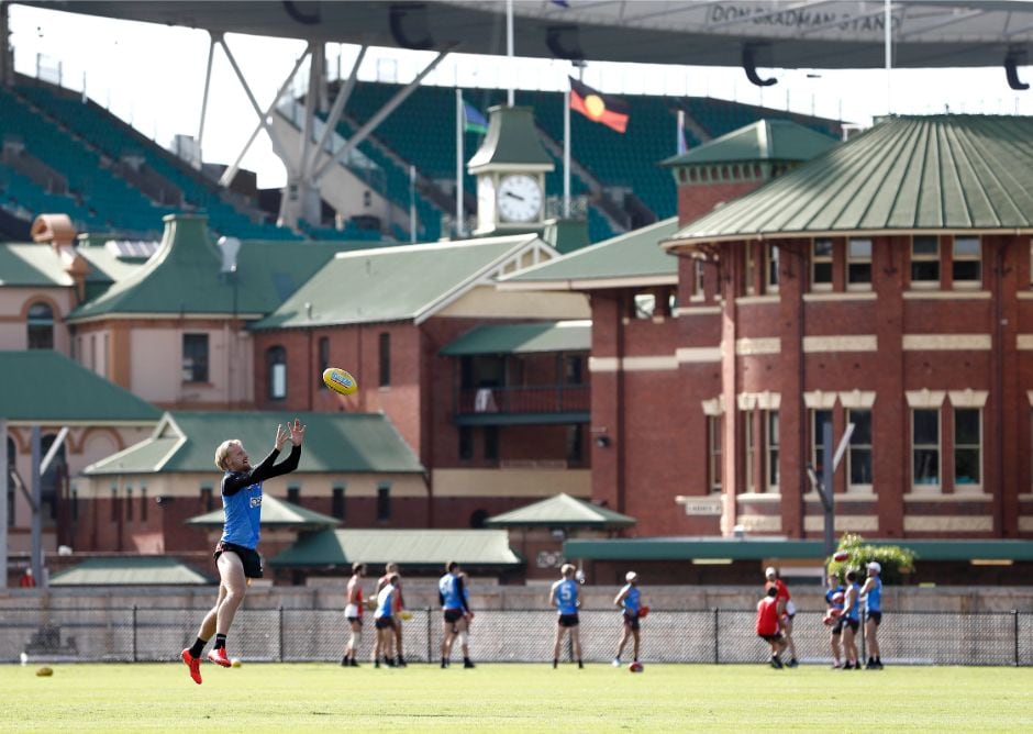 Gallery: New oval opens