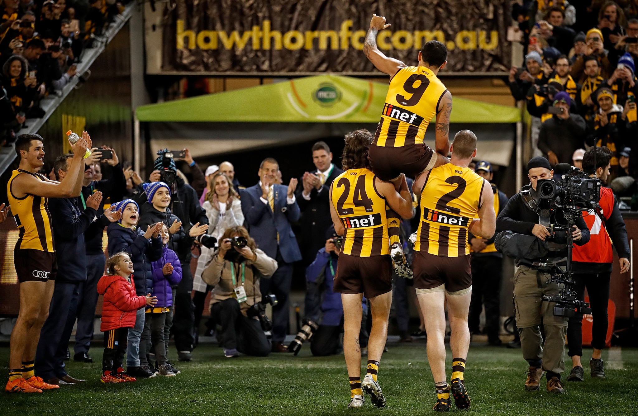 Silk's 350th: Exclusive photos from Michael Willson